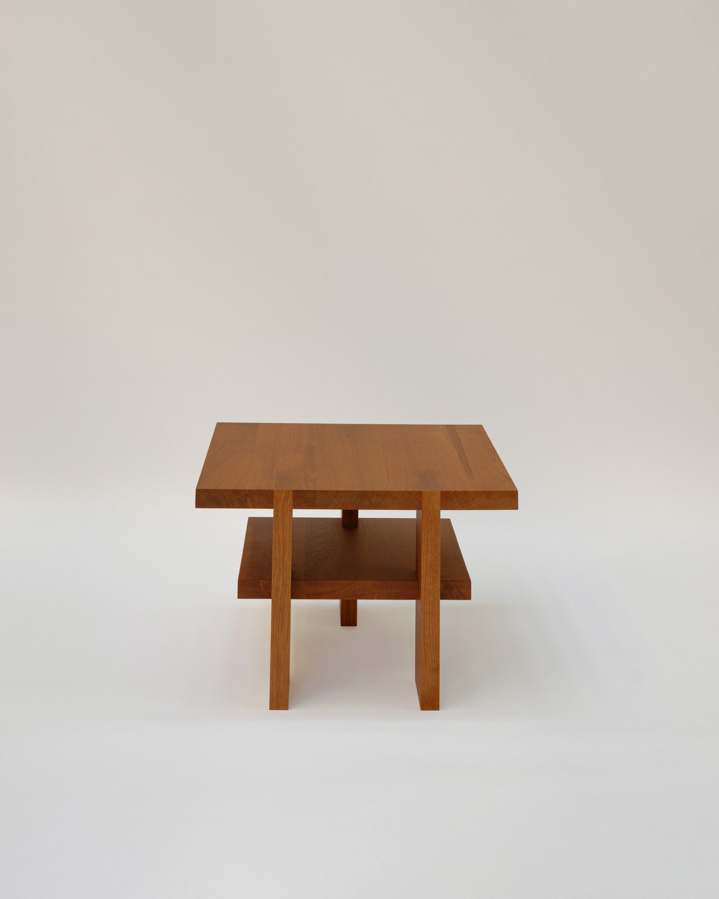 Lafayette — table d’appoint, Atelier de Troupe – Anthony Guerrée